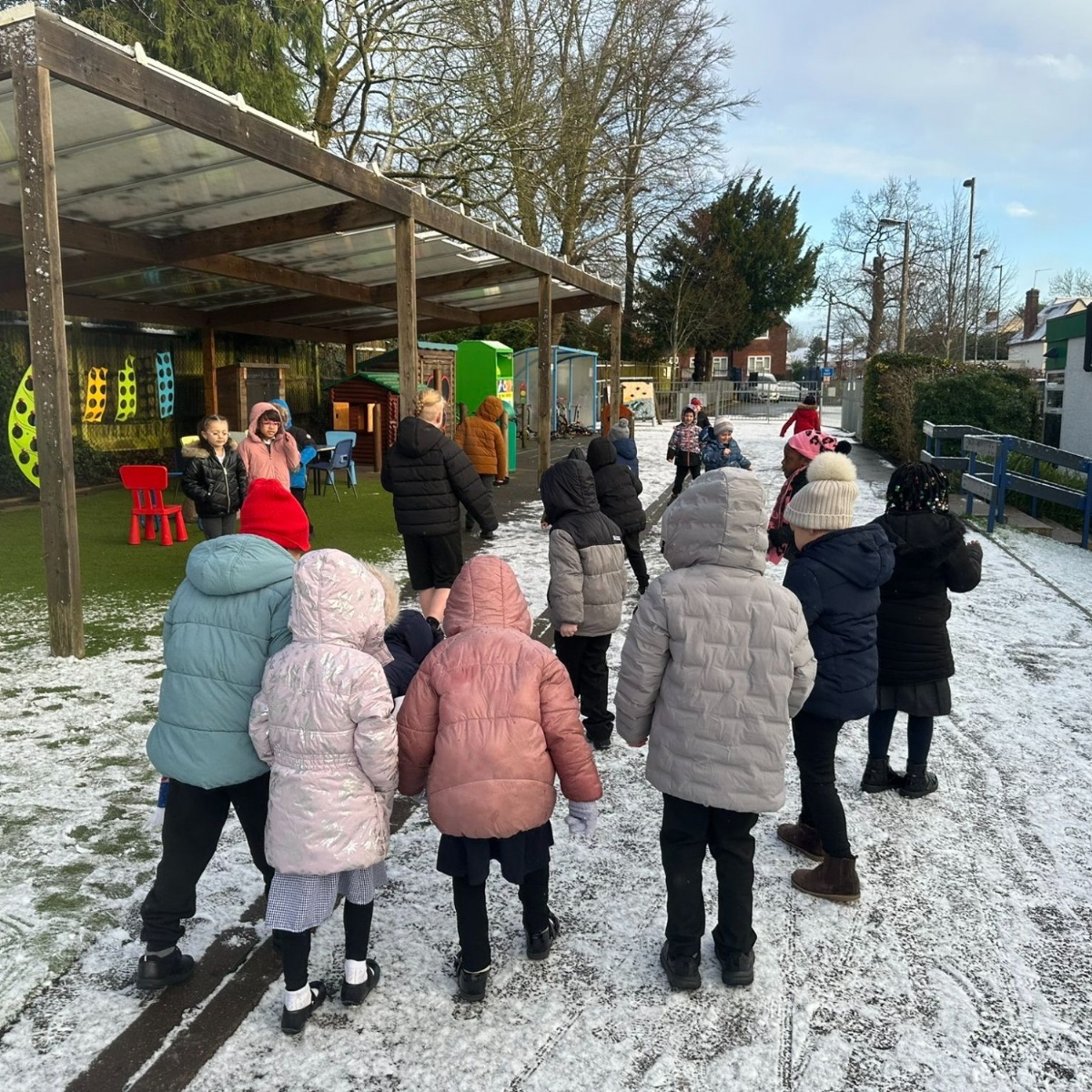 Beechfield School - Fun in the Snow